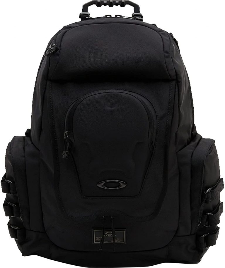 7 BEST OAKLEY BACKPACKS FOR LIFE IN 21/22